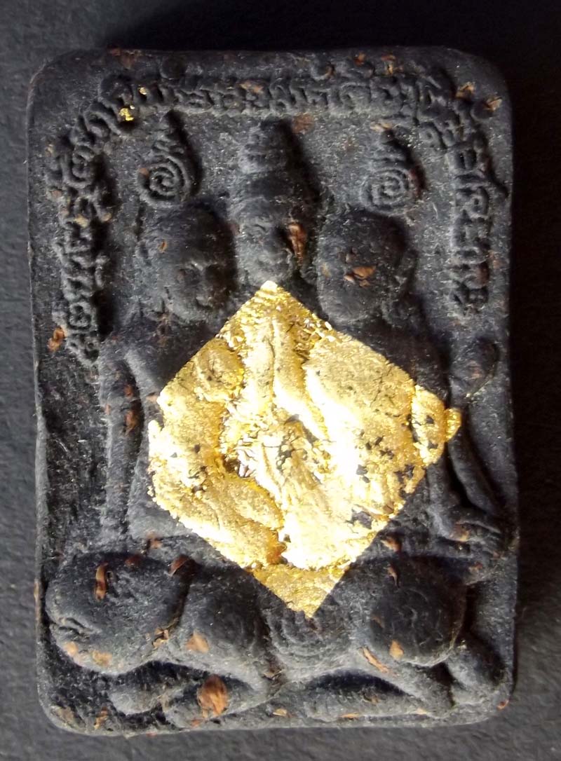 Real Amulets: Real Thai Love and Gambling Amulet - Lp Phan Wat Wang Pae