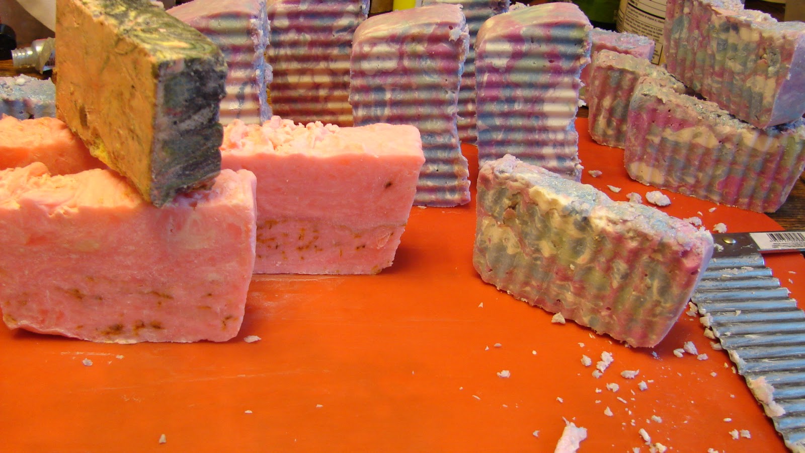 New hot process (and cold) soaps for Soapa! Featuring: Man Swirl