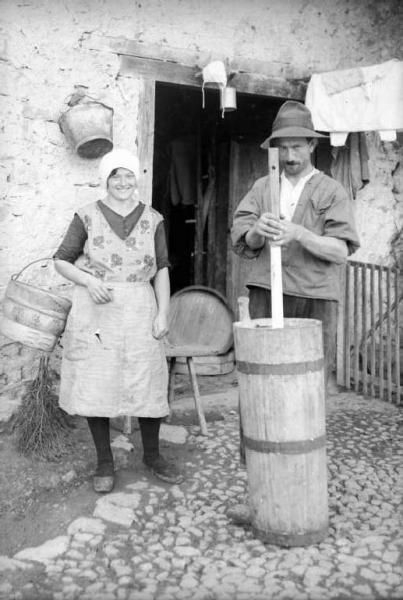 Storia e storie di donne e uomini