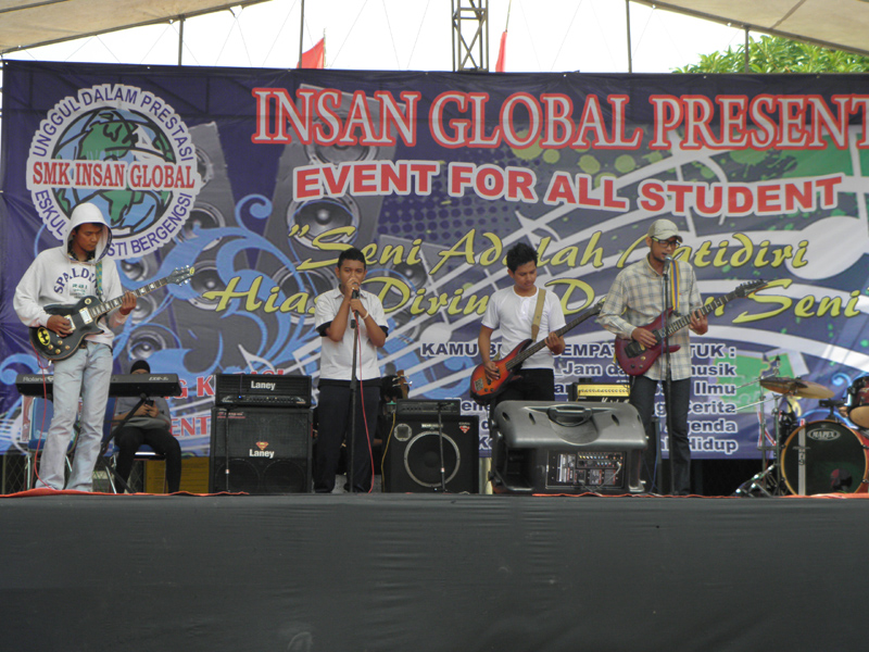 SMK INSAN GLOBAL