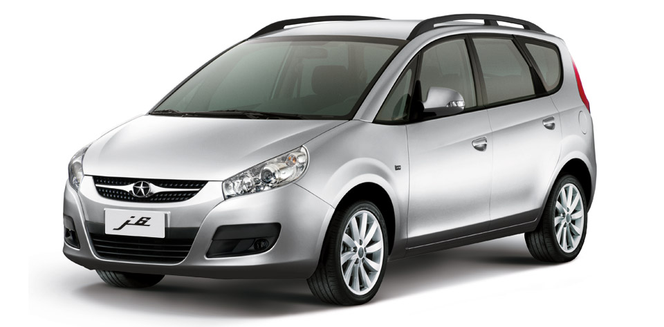 O Mundo Automotivo: JAC J6 já está à venda