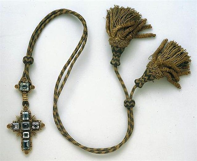 Asociación Litúrgica Magnificat: Los ornamentos e insignias de los ...