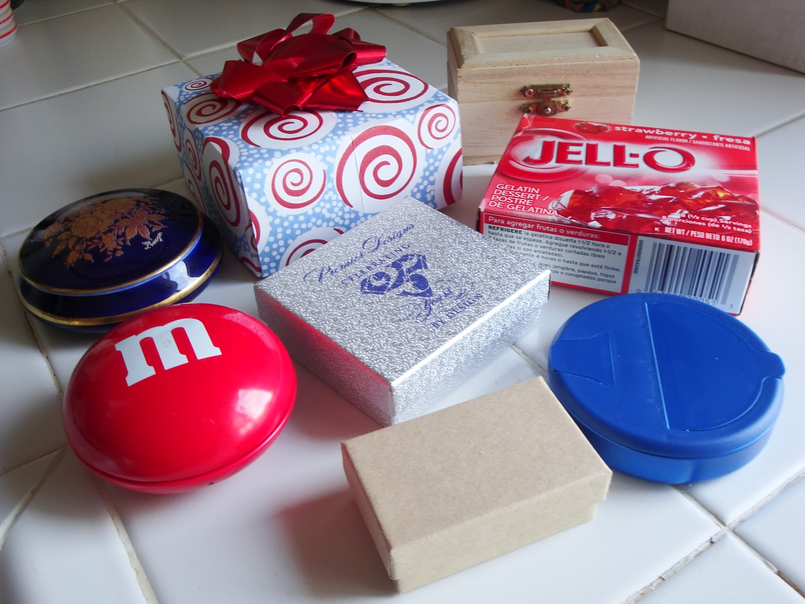 One Mom's Musings: Boxes: What I Want My Boys To Know About Girls*