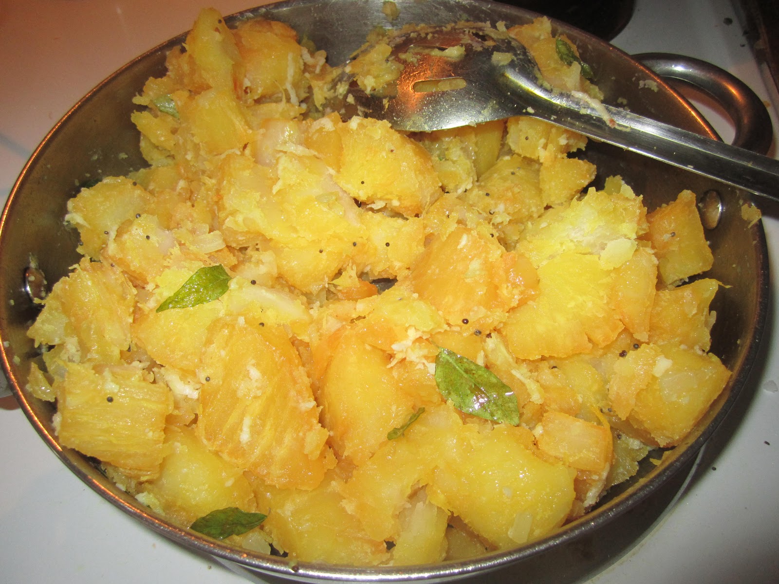 Everyday Cooking @ Bindhu's kitchen: Tapioca/ Kappa puzhukku or Yuca, a ...
