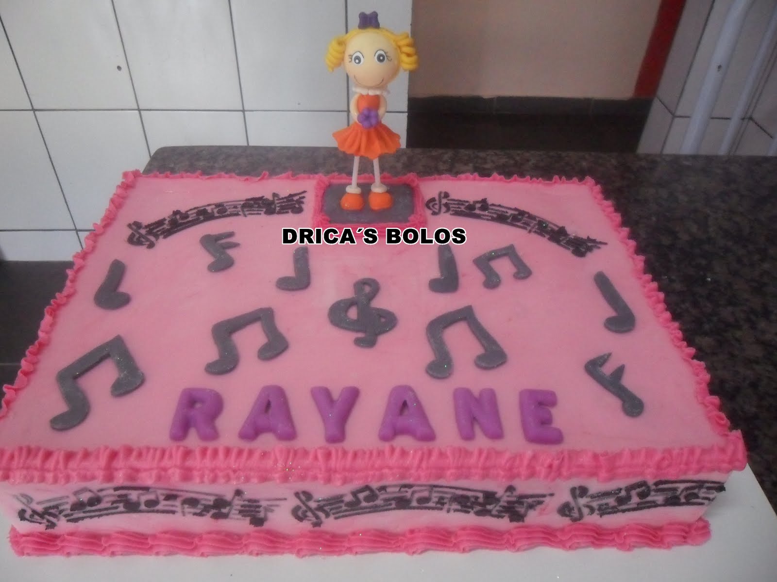 DRICA´S BOLOS: bolo música