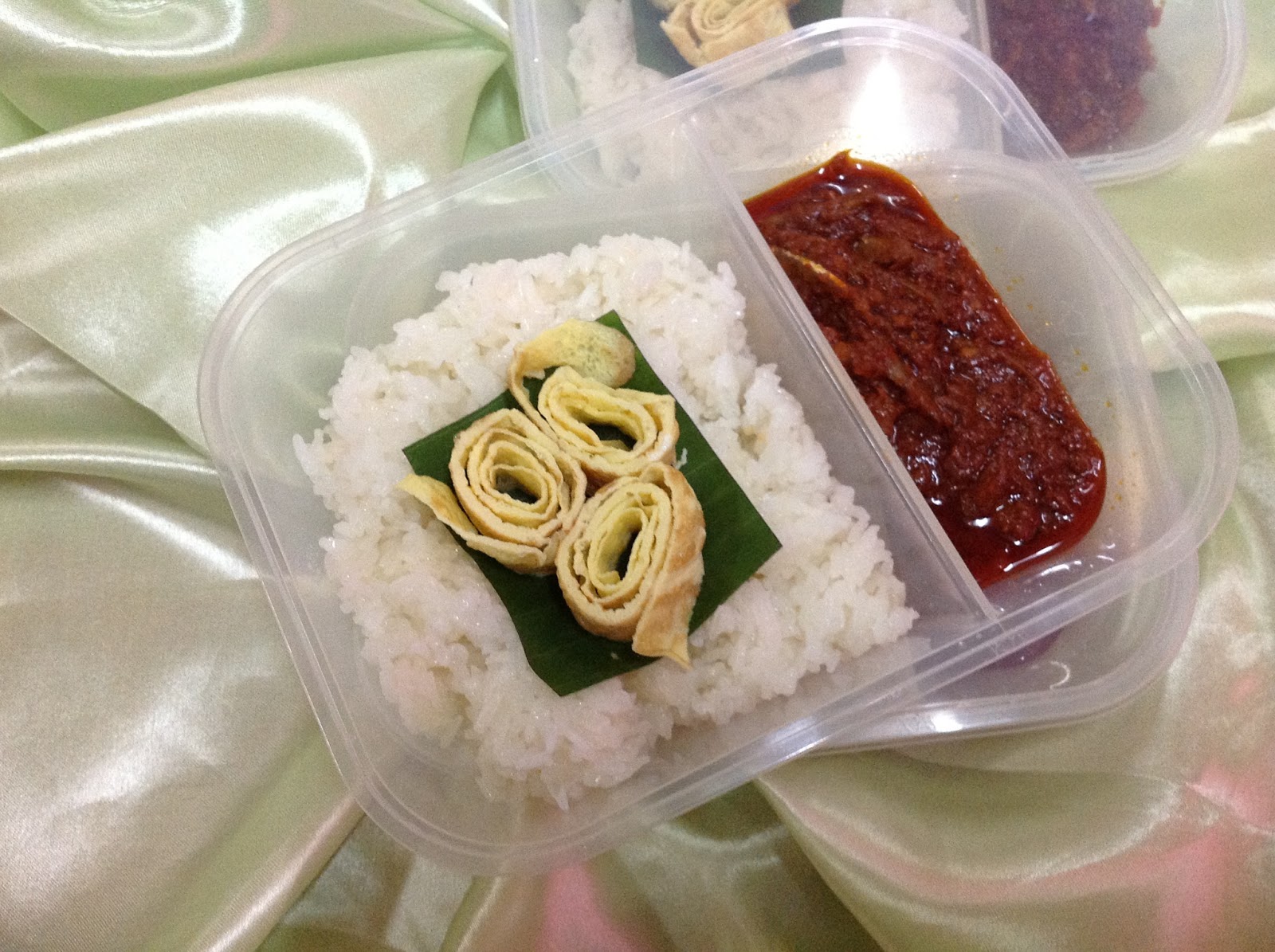 Pulut Emas Delicacies - Ketupat Palas Mak andak: Produk