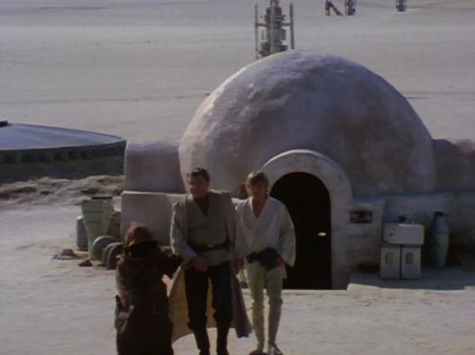 STAR WARS AFICIONADO WEBSITE: BEHIND THE SCENES: AT THE HOMESTEAD