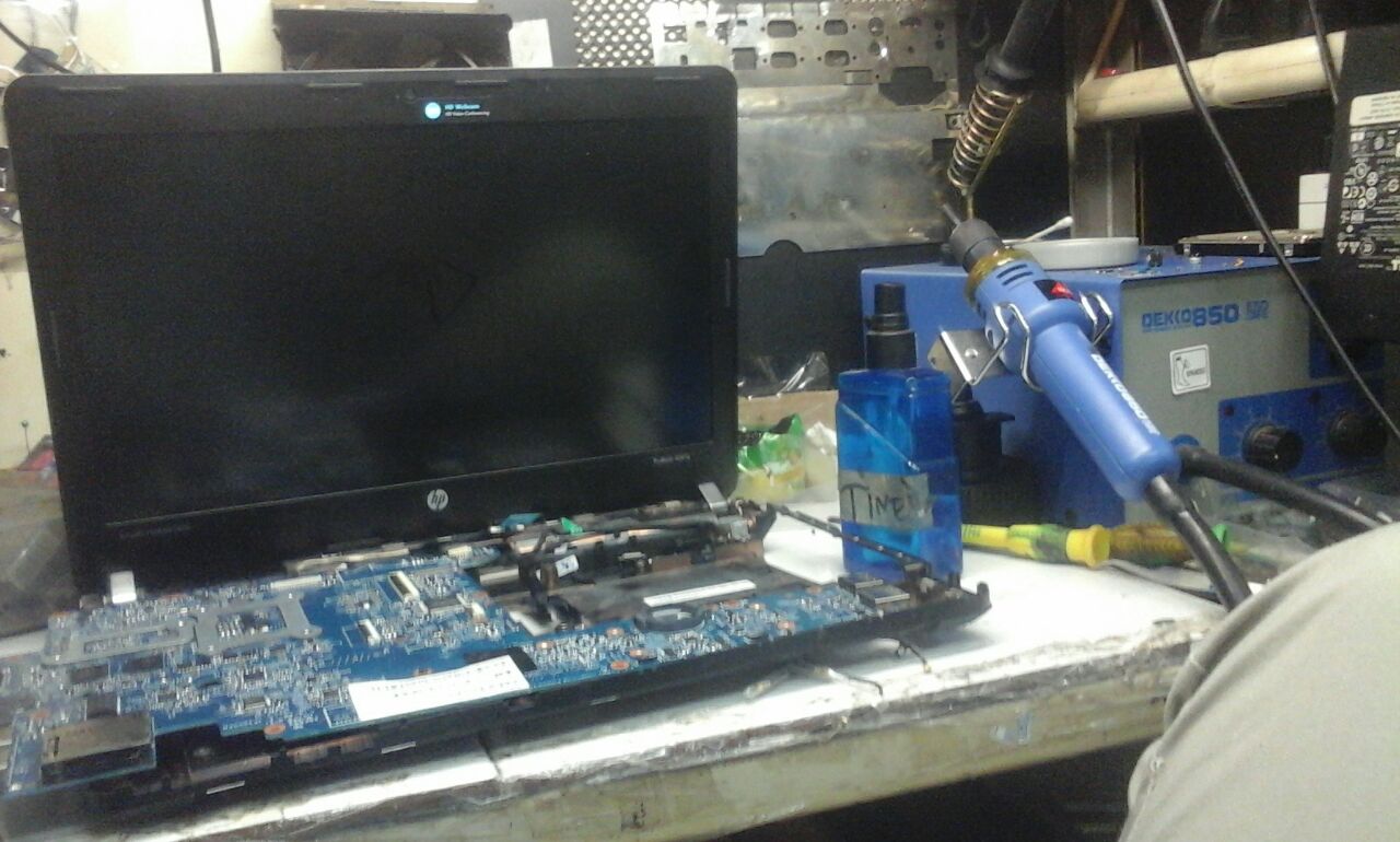 SERVICE LAPTOP