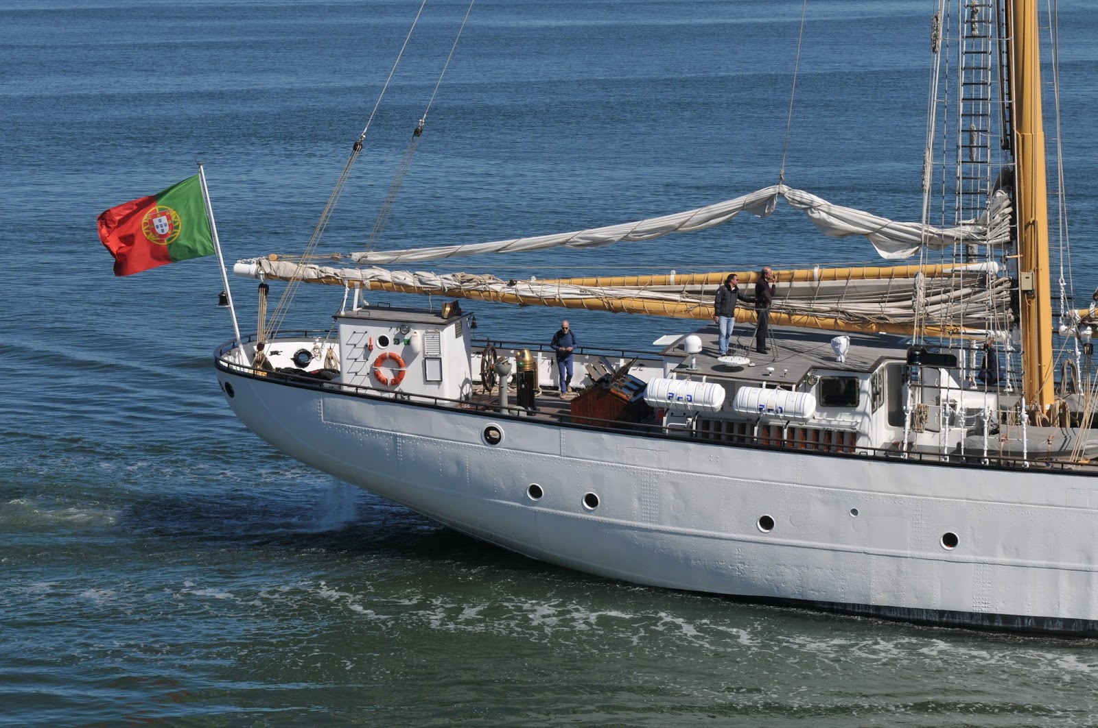 SHIPS & THE SEA - BLOGUE dos NAVIOS e do MAR: SANTA MARIA MANUELA fez ...