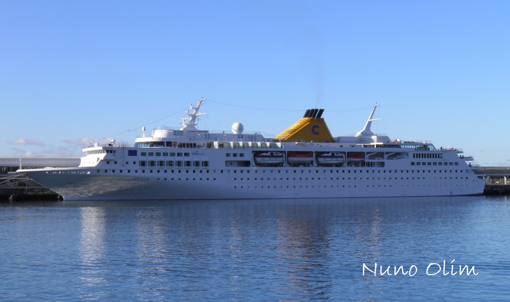 MADEIRA SHIPS: Três Cruzeiros em porto