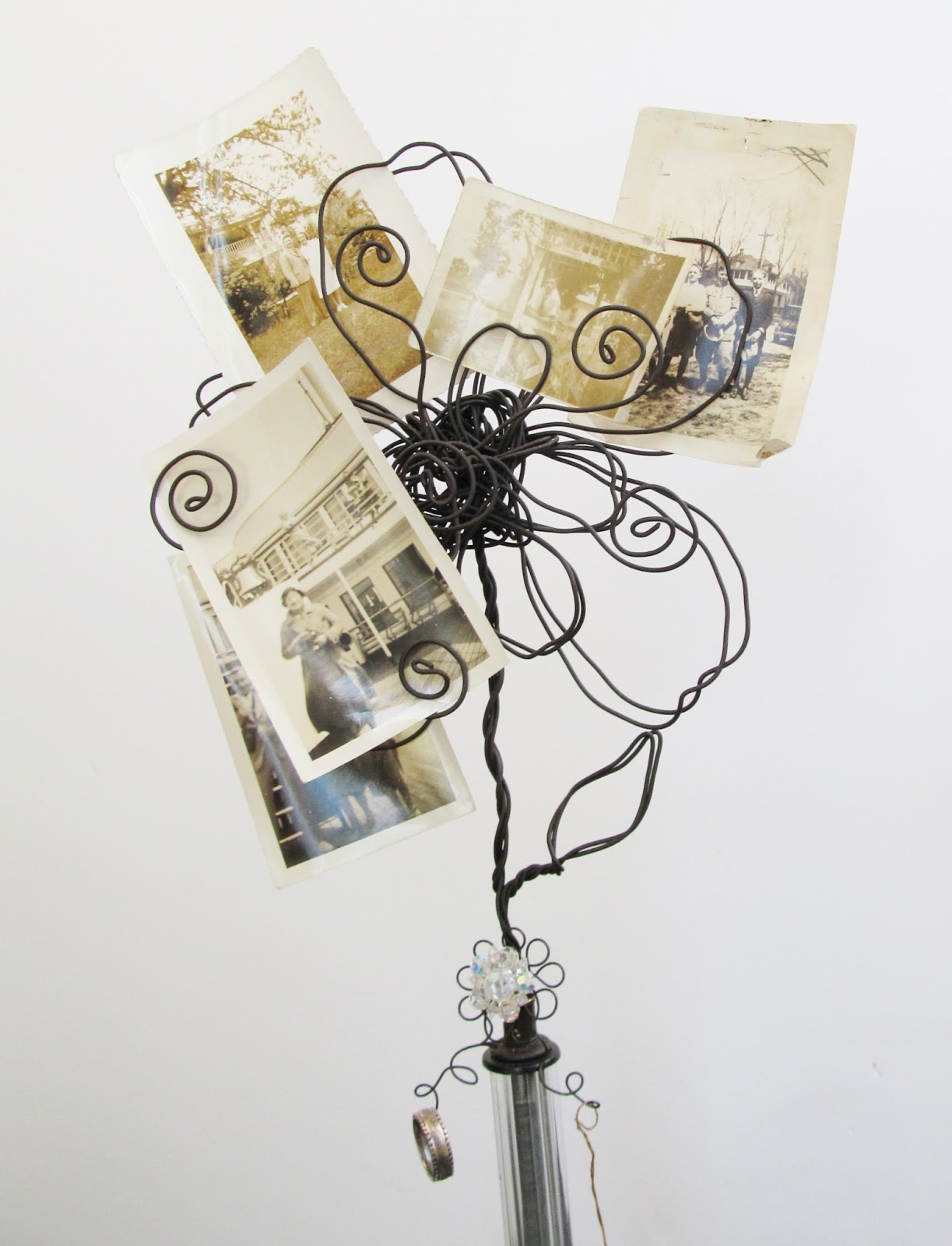 Sassytrash: Salvage, repurposing and wire projects