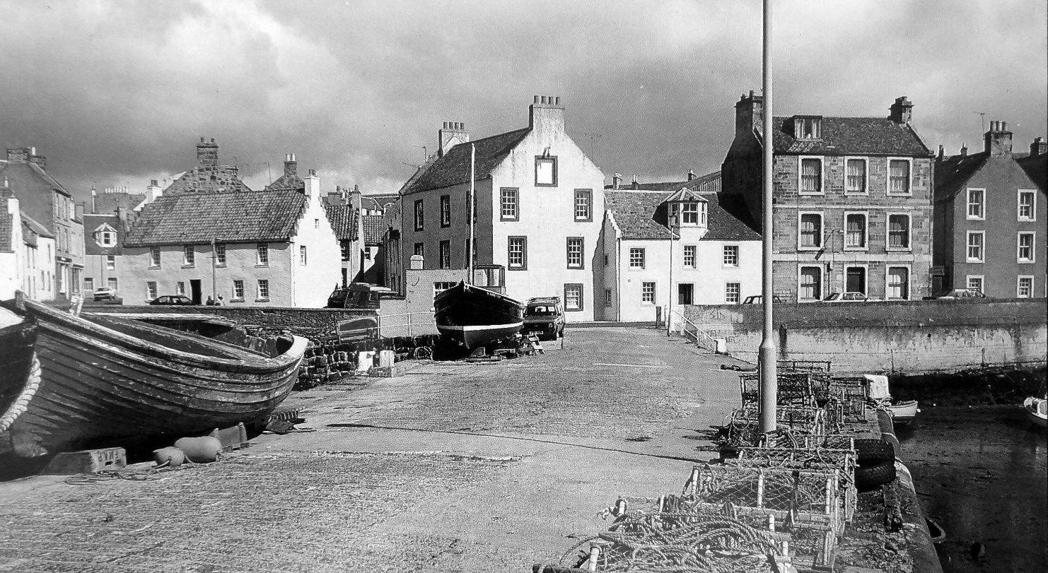 Tour Scotland: Old Photograph Middle Pier Harbour St Monans East Neuk ...