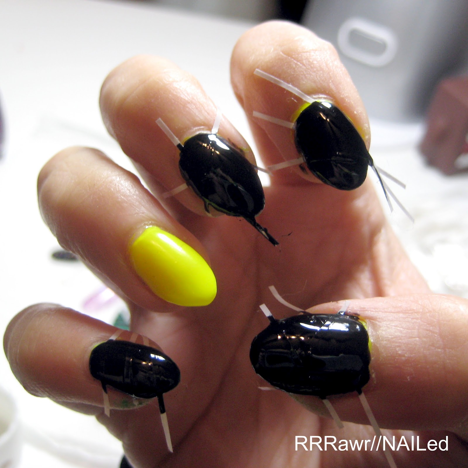 The RAWR Shop: Laser Beam Nails