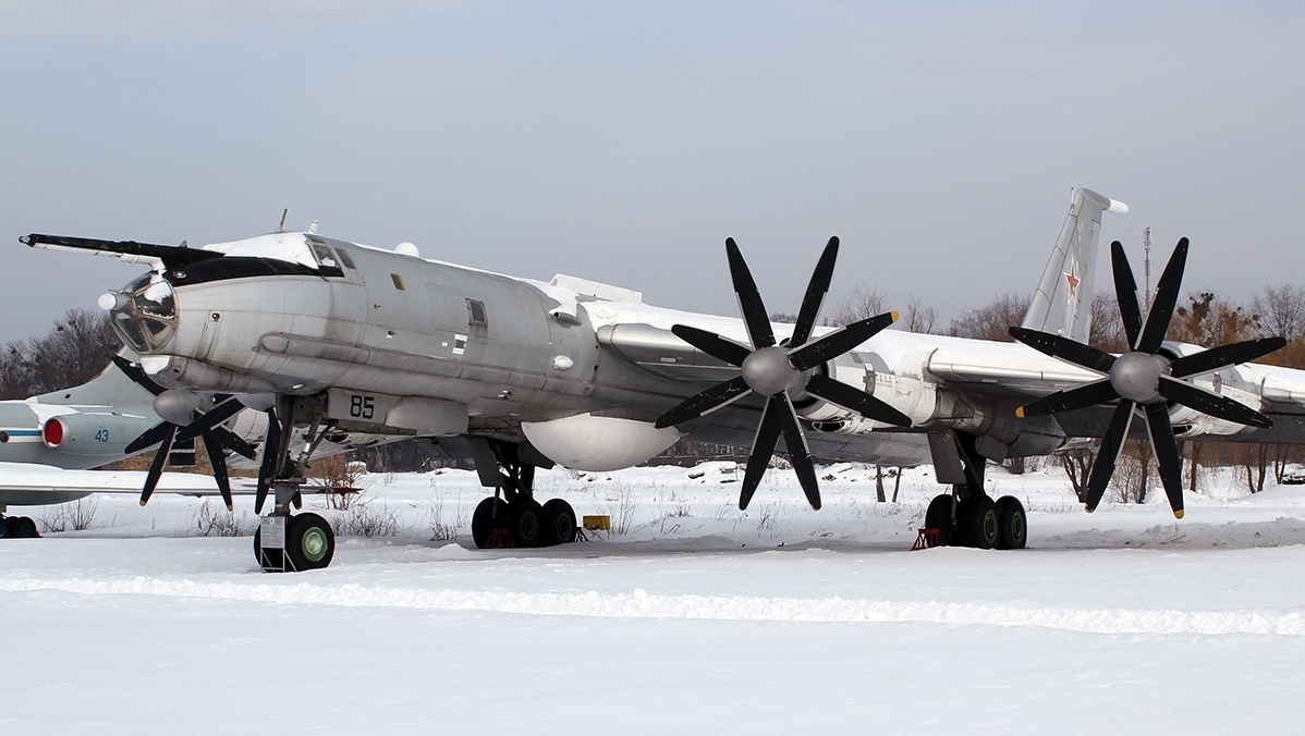 A Born Again Roman: Tupolev Tu-142