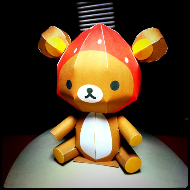 Relaxing Del: ichigo rilakkuma papercraft