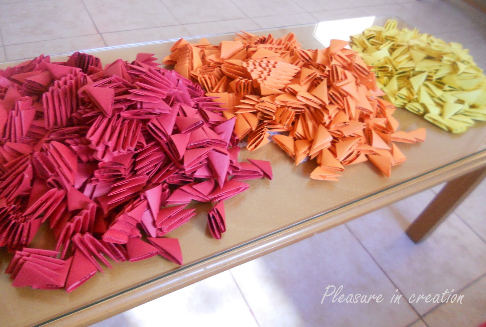 Pleasure in creation: How to make modular origami vase