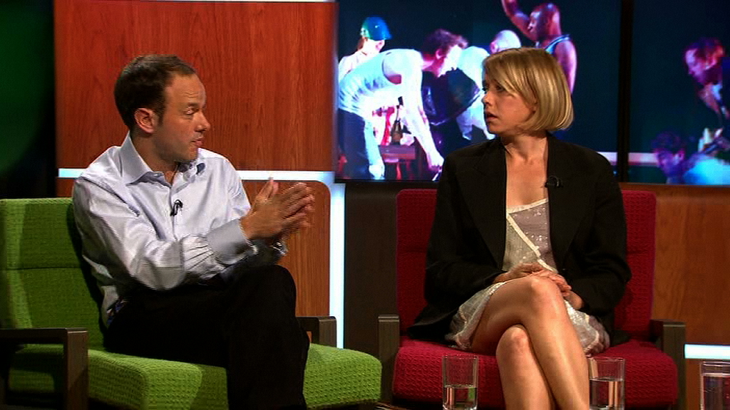 Glamour Capture: The Review Show 10/06/11