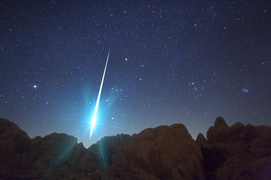 Anuncian Dramática Tormenta De Meteoritos ~ La Teoría Del Fin Del Mundo