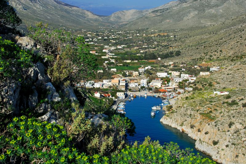 taksideyontas stin ellada: ΚΑΛΥΜΝΟΣ ΤΟ ΝΗΣΙ ΤΩΝ ΣΦΟΥΓΓΑΡΑΔΩΝ