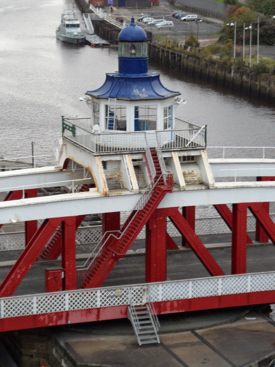 The Happy Pontist: Tyneside Bridges: 6. Swing Bridge
