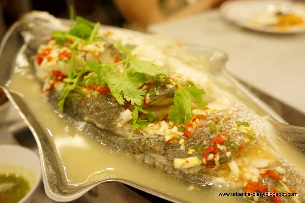 Bangkok 119 - Somboon Seafood • Sassy Urbanite's Diary
