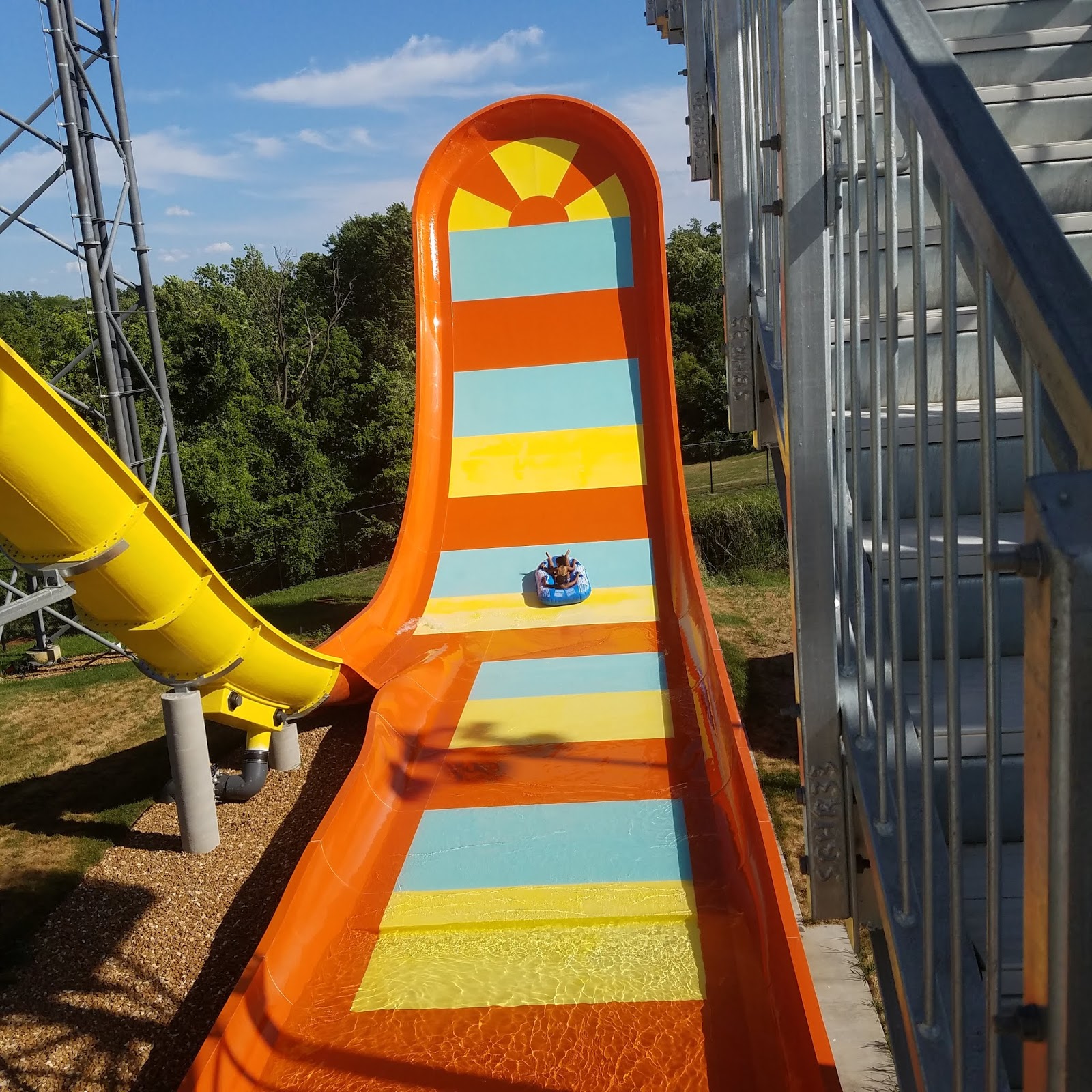 Play St. Louis: Wapelhorst Aquatic Facility, St. Charles