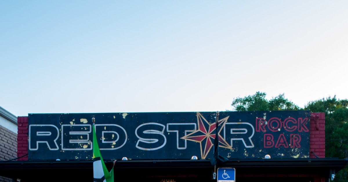 CLOSED: Red Star Rock Bar: Drinks and Music Mixed Flawlessly