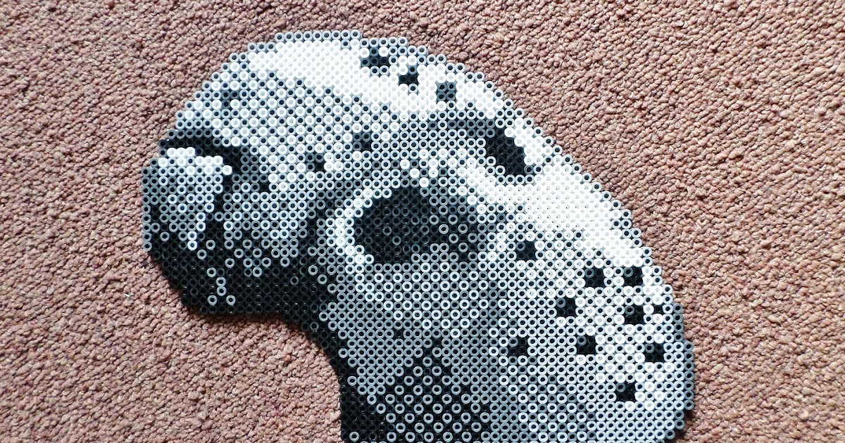 Long Black Fingers : Jason Voorhees Friday The 13th Perler Mask