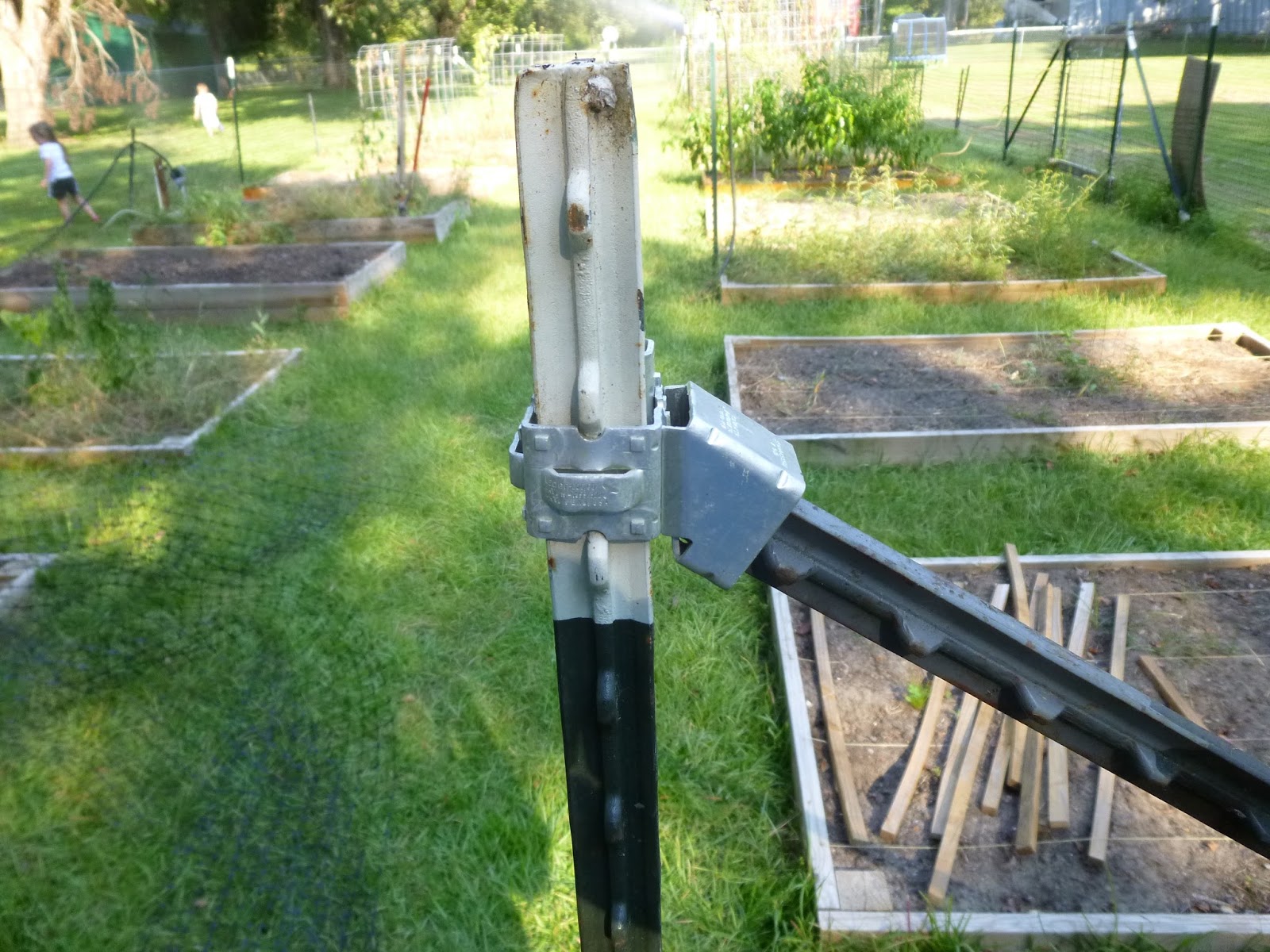 The Corray's Home: New entrance to the garden