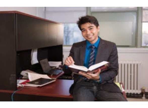 3 Profesor Termuda Indonesia | Ruang Pengajar