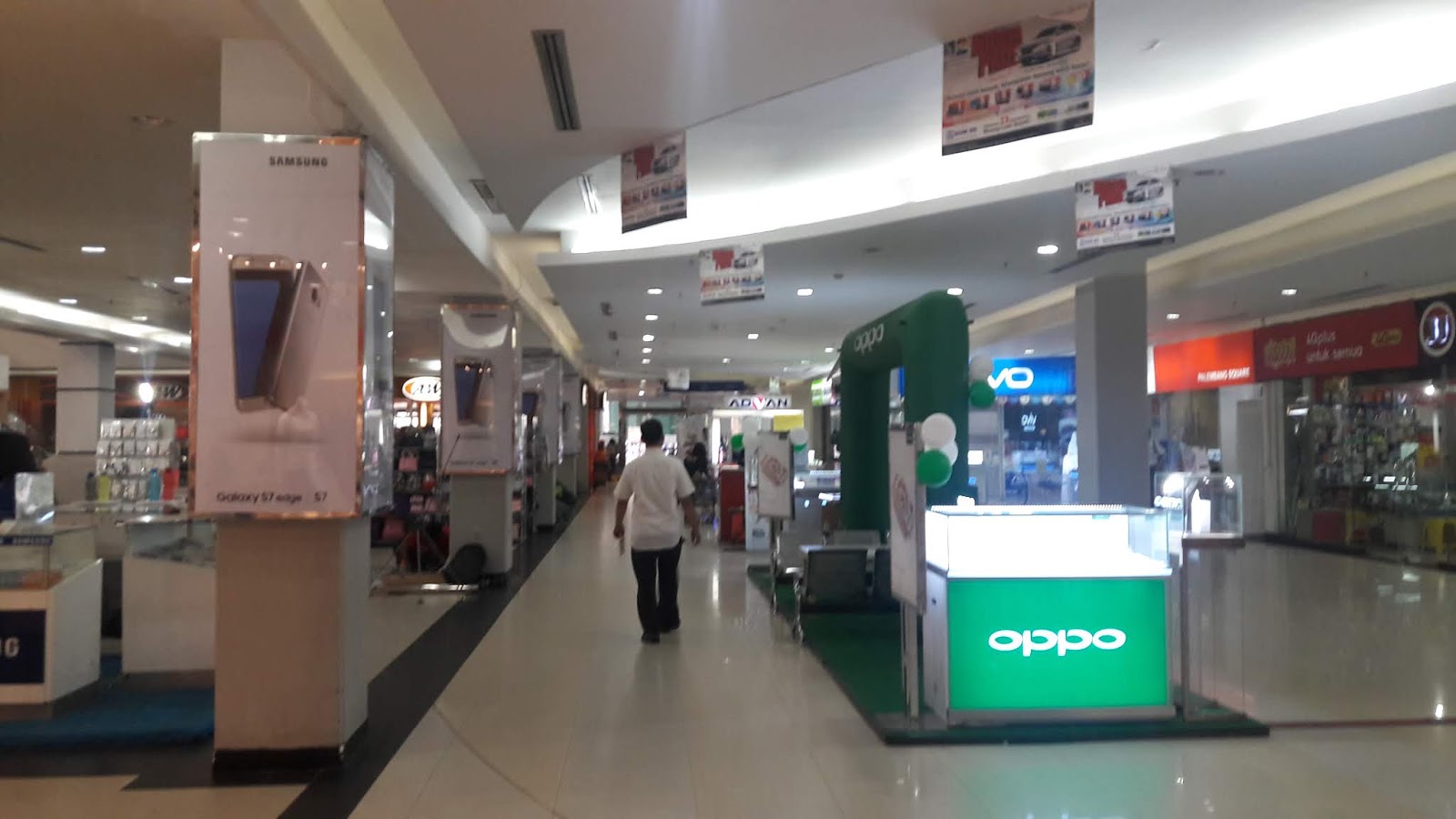 Advertising Indonesia: Profil Mall Palembang Square