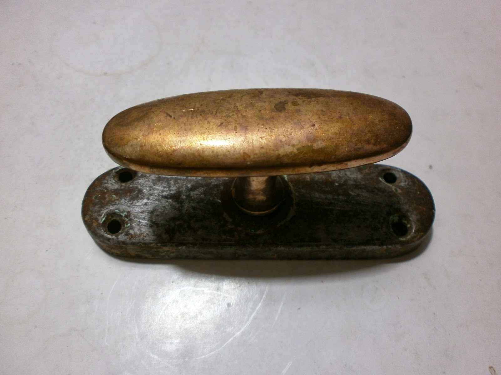 Antikpisan: 3 Buah Spanyolet Art Nouveau Dan 1 Buah Spanyolet Kuningan ...