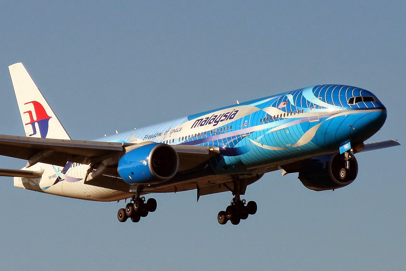 Perth Airport Spotter's Blog: Malaysia Airlines Flight MH17 9M-MRD shot ...