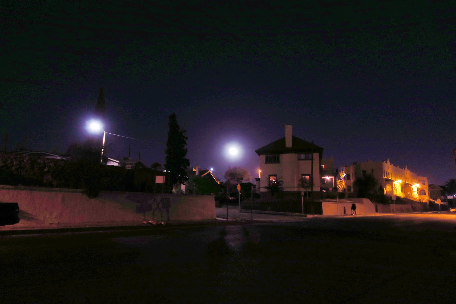 Living Rootless: January 2017