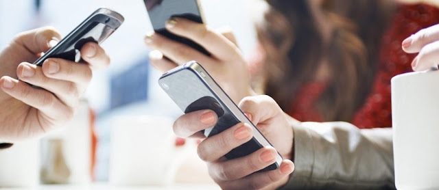 Cara Menghilangkan Kecanduan Main HP (Smartphone) - oh tidak ini bukan ...