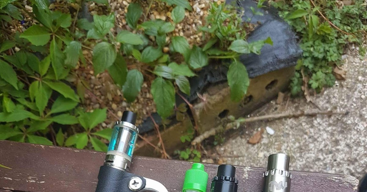 WeaponCollector's Knuckle Duster and Weapon Blog: Brass Knuckles Vape ...