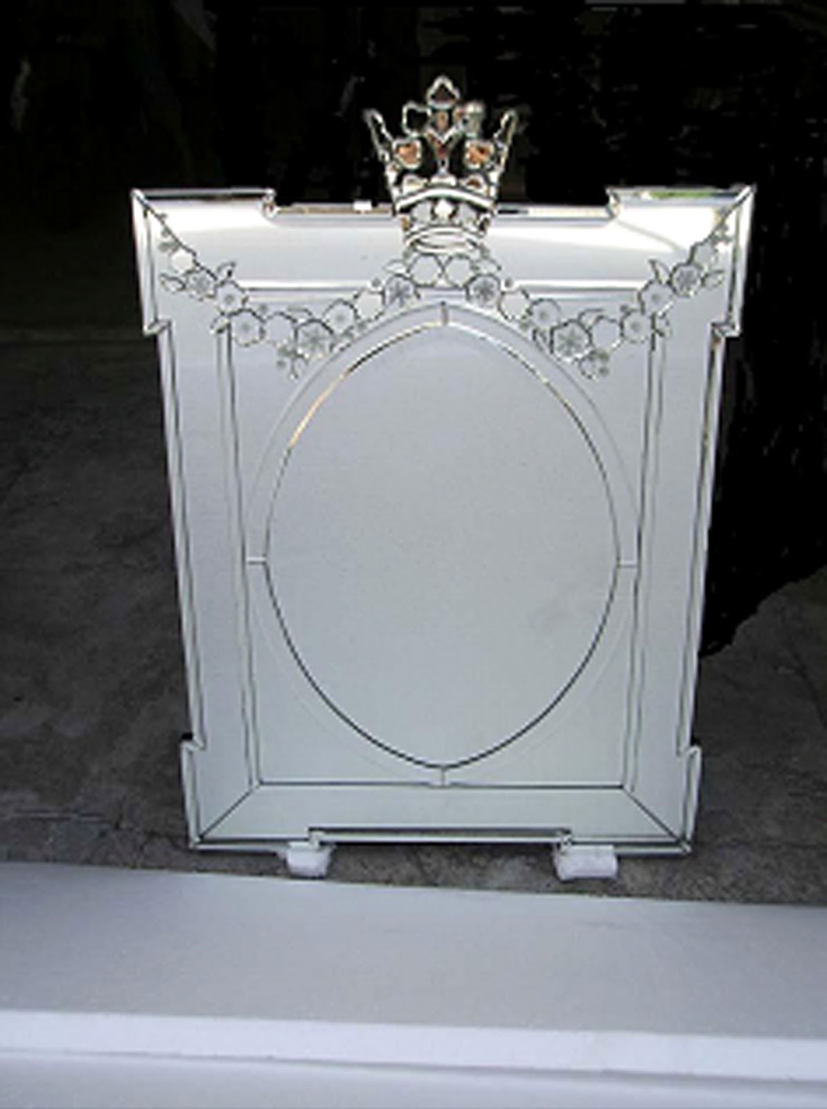 Venetian Mirrors by Zang Toi