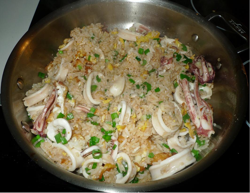 Amporn's Thai Kitchen: Calamari fried rice