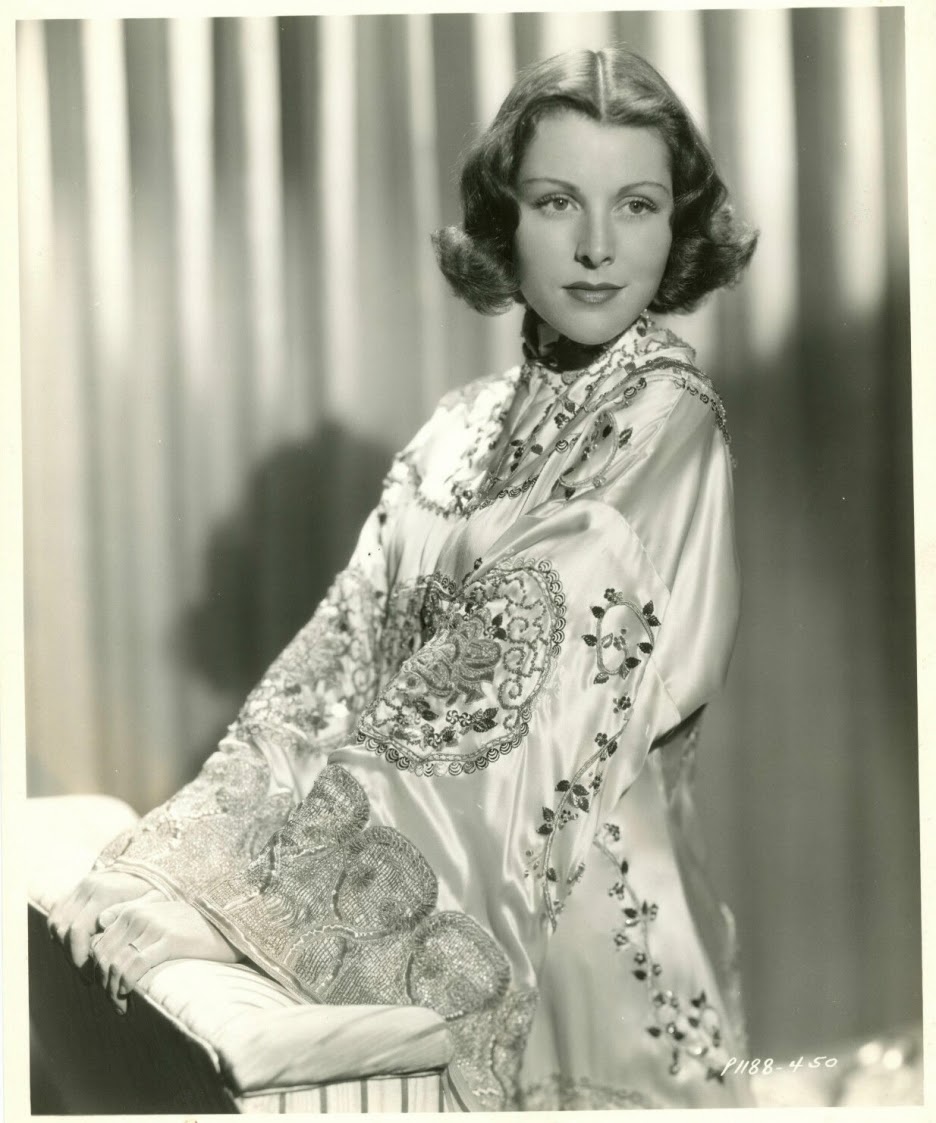 Slice of Cheesecake: Frances Dee, pictorial