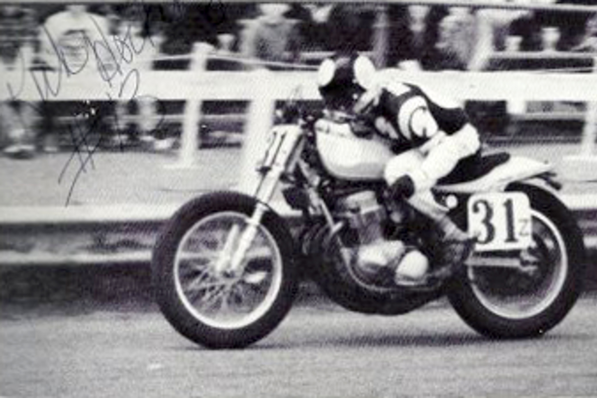 Cling on for dear life !!!: Flat Tracking The CB750 - Rick Hocking