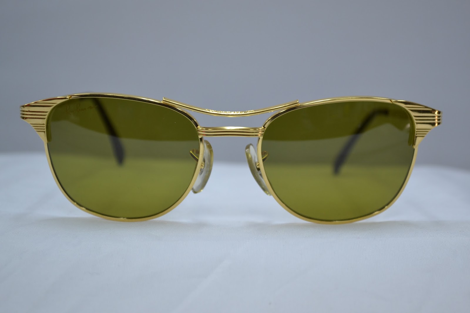 Vintage sunglass: Vintage Ray Ban Signet, chromax lenses, NOS, USA (SOLD)