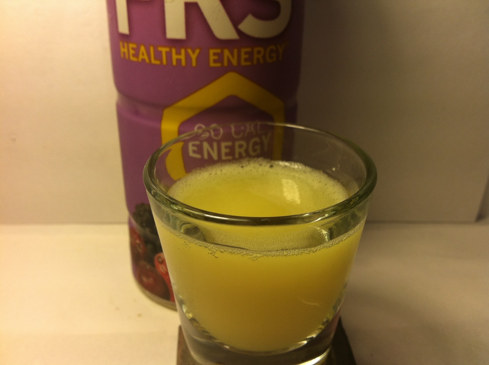 Crazy Food Dude: Review: FRS Healthy Energy Wild Berry Energy Drink