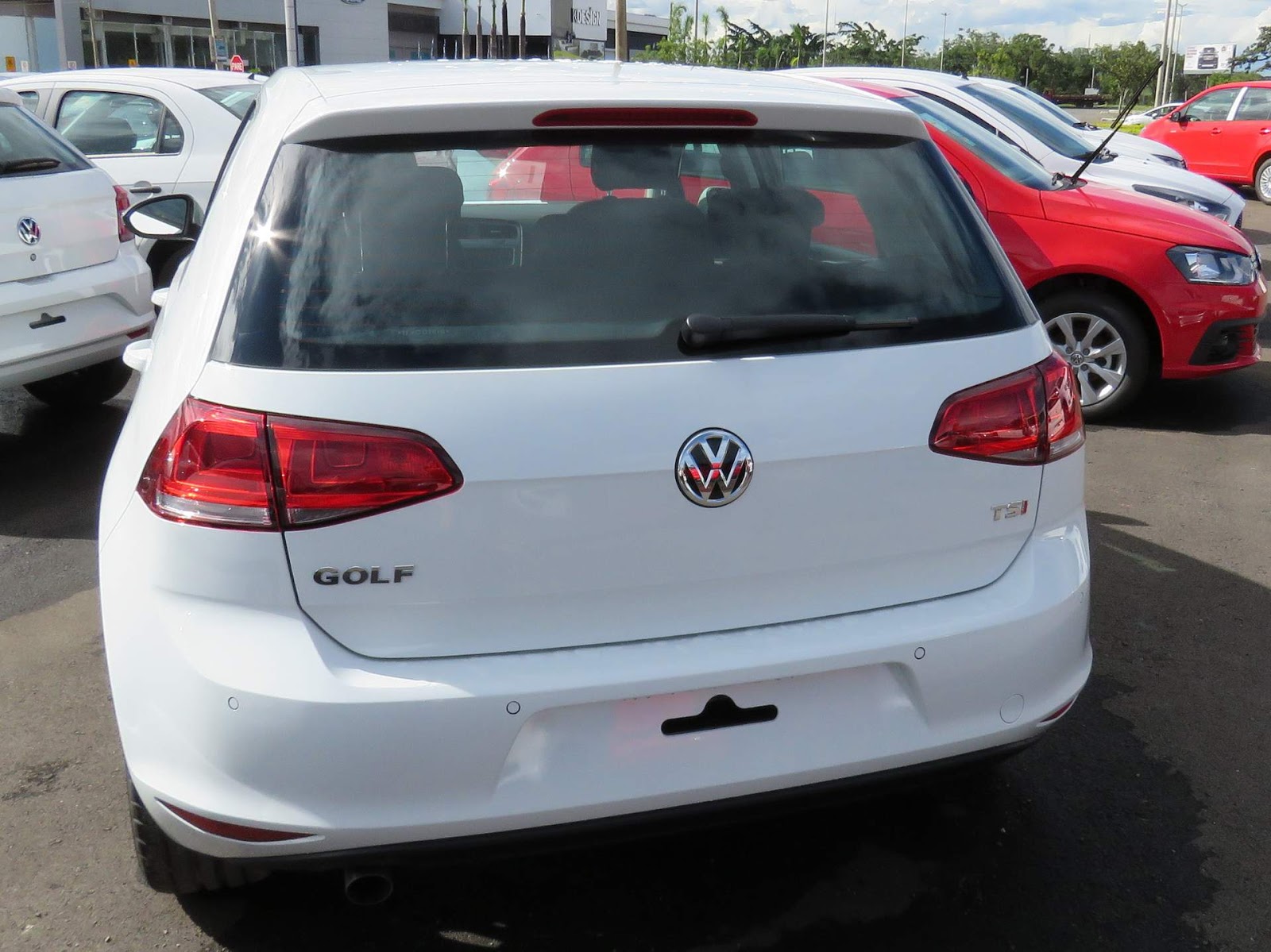 Golf TSI Comfortline 125 cv flex 2017: preço, detalhes, vídeo