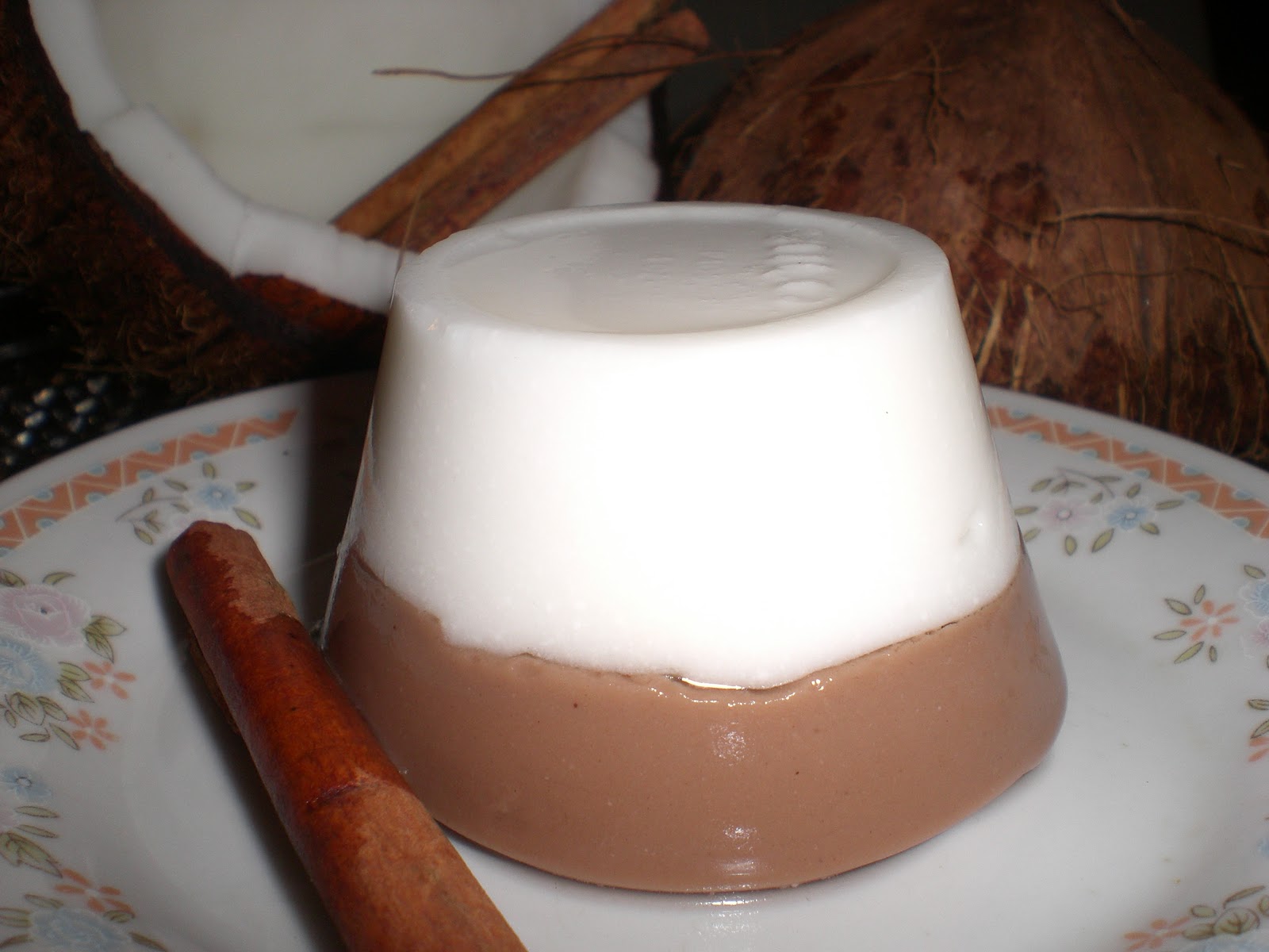 Lalita: Tembleque combinado con chocolate