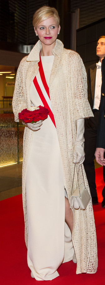 RoyalDish - Totally white - not only for a bride :) - page 1