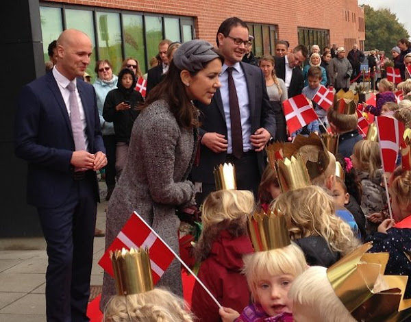 Princess Mary visited Regional Hospital of Rander