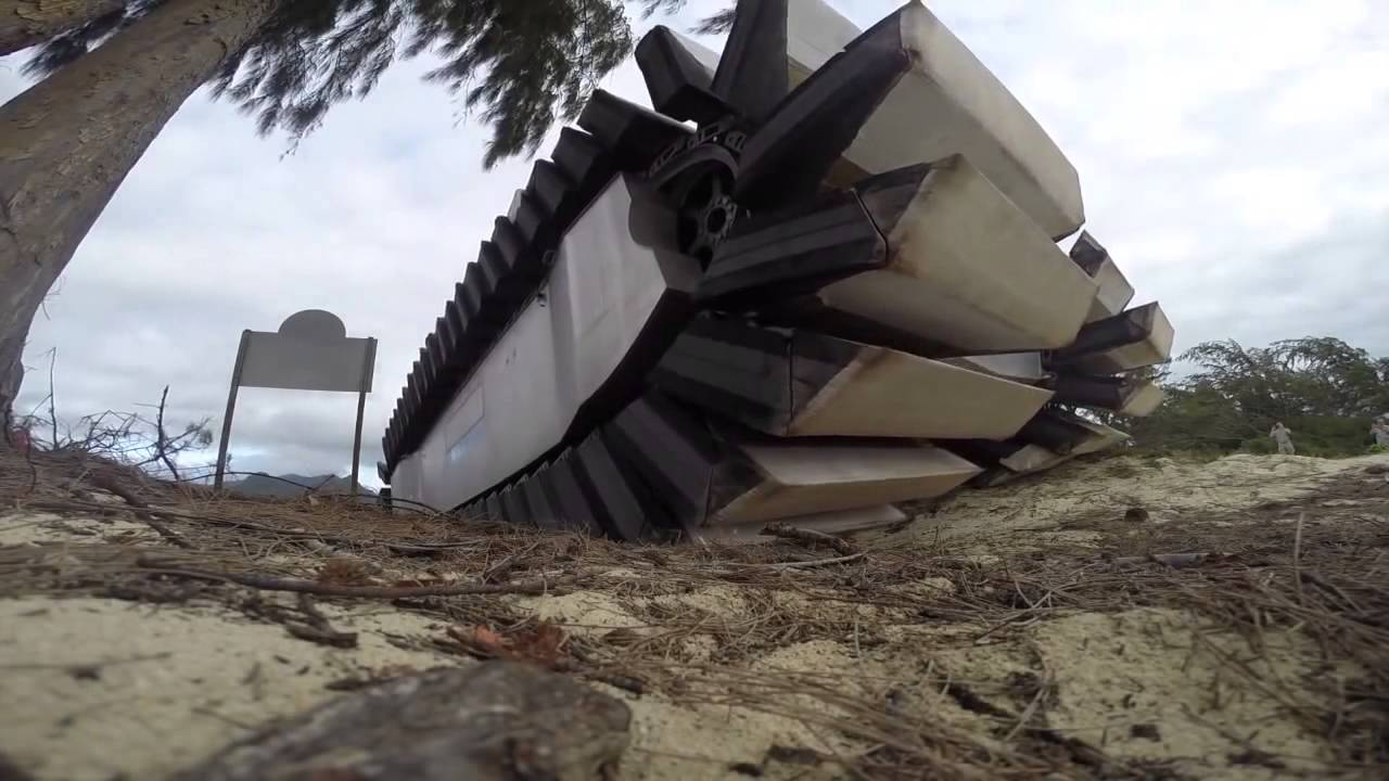 ΕΛΛΗΝΕΣ ΒΑΤΡΑΧΑΝΘΡΩΠΟΙ: Marines Test UHAC Heavy Lift Amphibious Landing ...