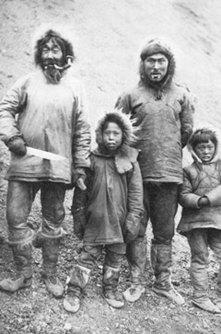 Pueblos en el hielo: INUIT DEL DELTA DEL MACKENZIE (Inuvialuit)