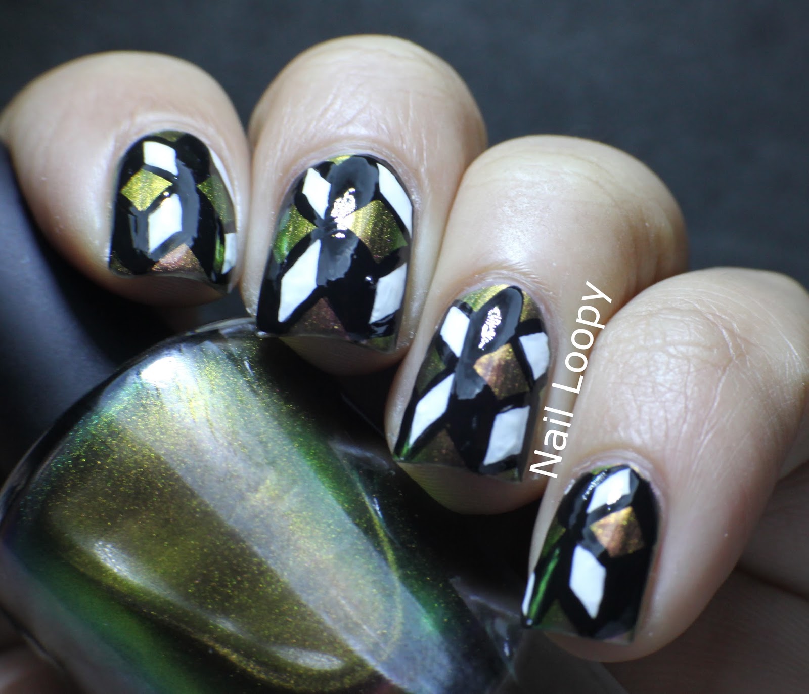 nail loopy: ILNP NOSTALGIA 3D CUBE NAIL ART