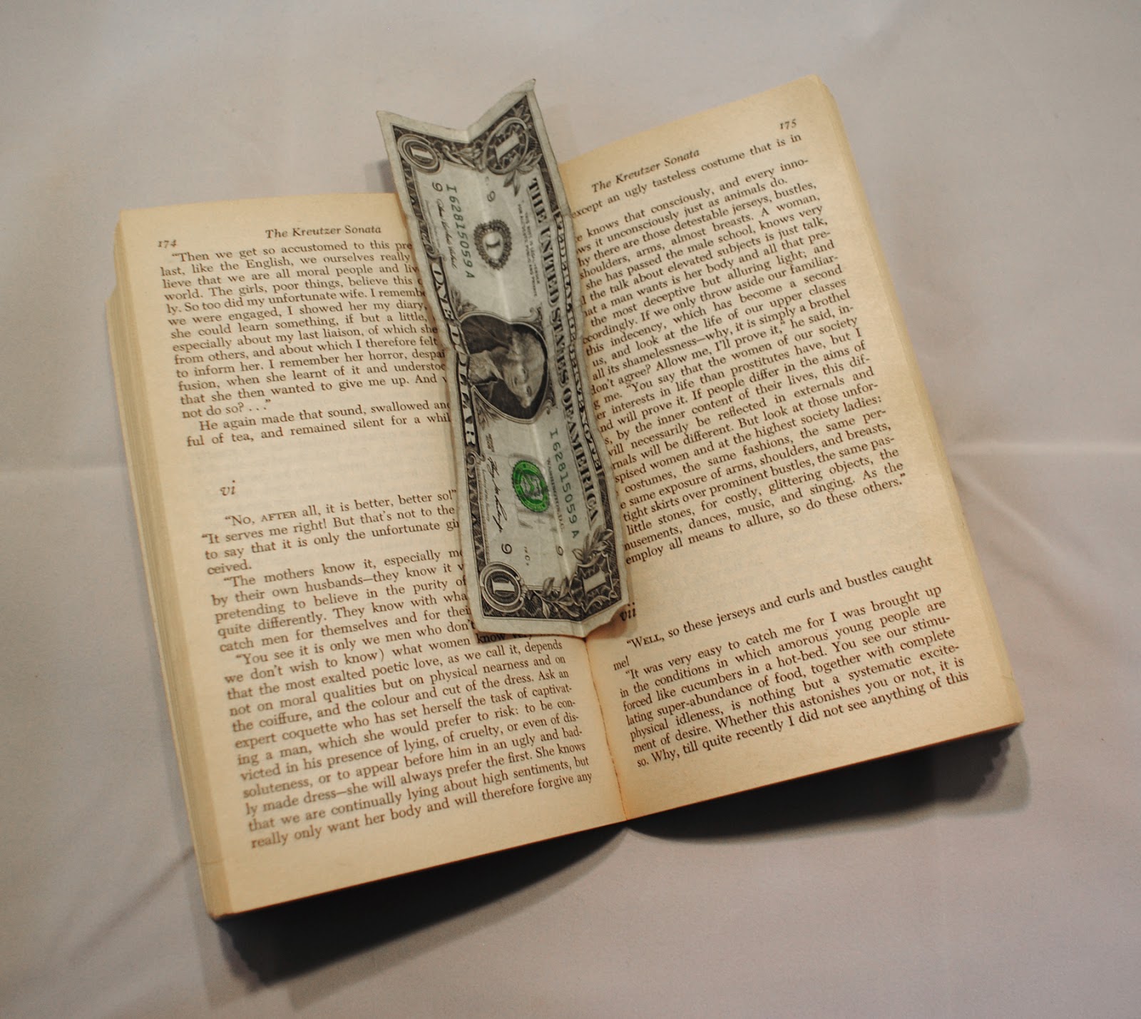 14 Random Items You've Definitely Used As Bookmarks | The Odyssey Online